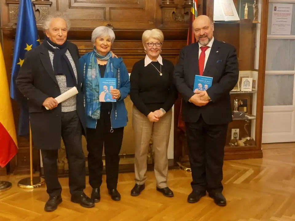 Presentación del libro 'Caminante del silencio. Poemario inspirado en ...