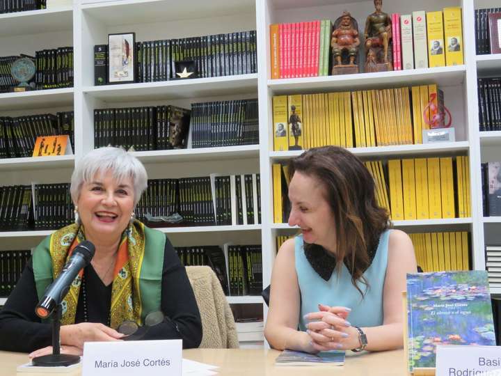 Presentación del libro 'El abrazo o el agua', de María José Cortés