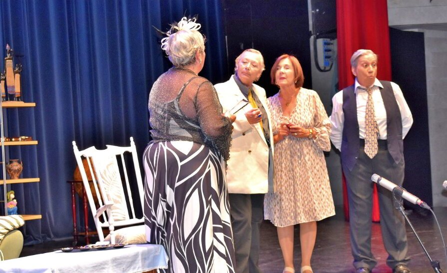 Puertollano: El grupo de teatro de las barriadas Constitución y El ...